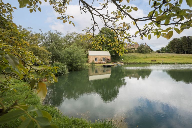 Interlace Network - - An exclusive online network